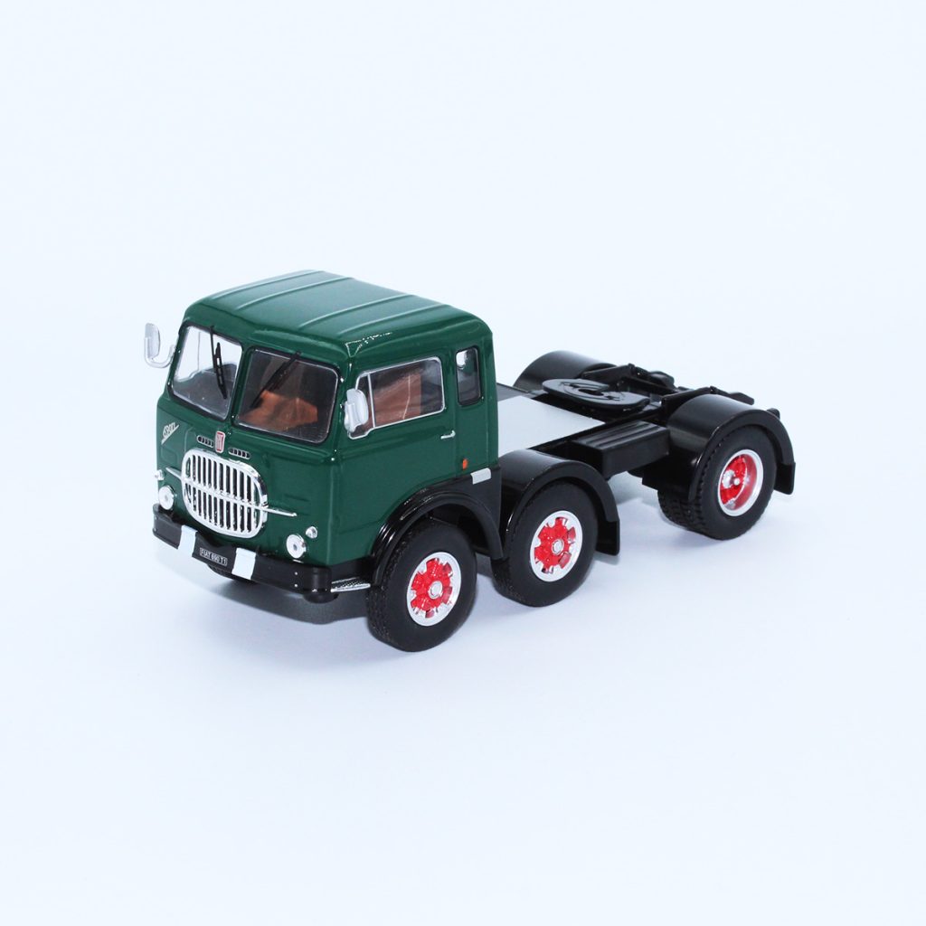 FIAT 690 T1 (1961) 1:43 - IXO MODELS - Maggiolinomodel.com